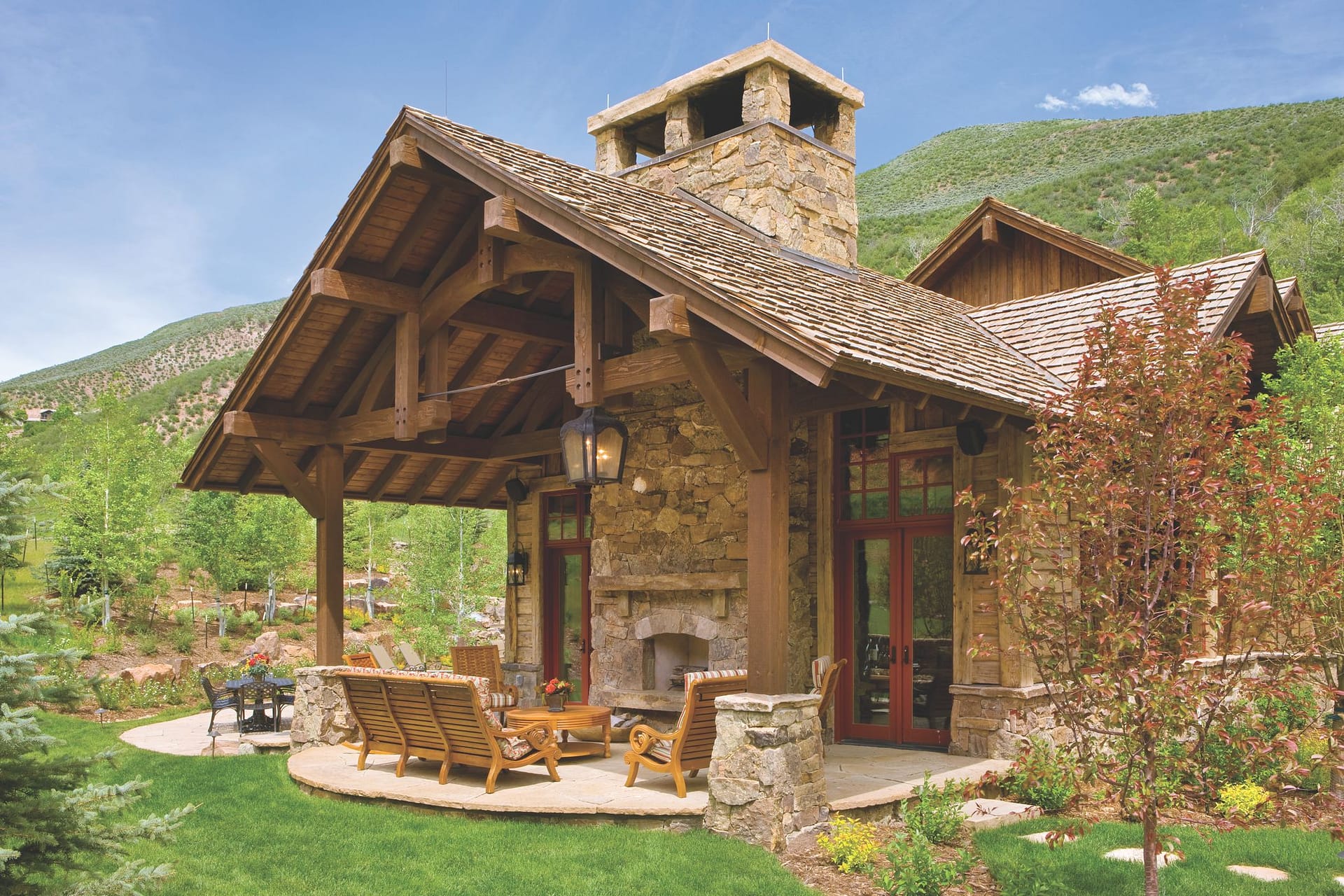 Cozy Cabins & Cottages – Log Cabin Homes Magazine